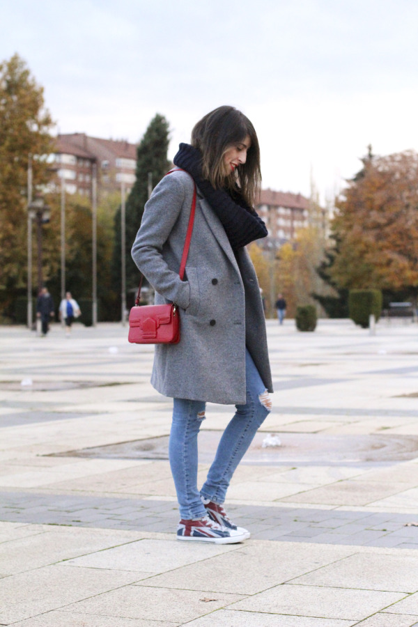 Abrigo Gris largo Zara - Básico de armario de invierno